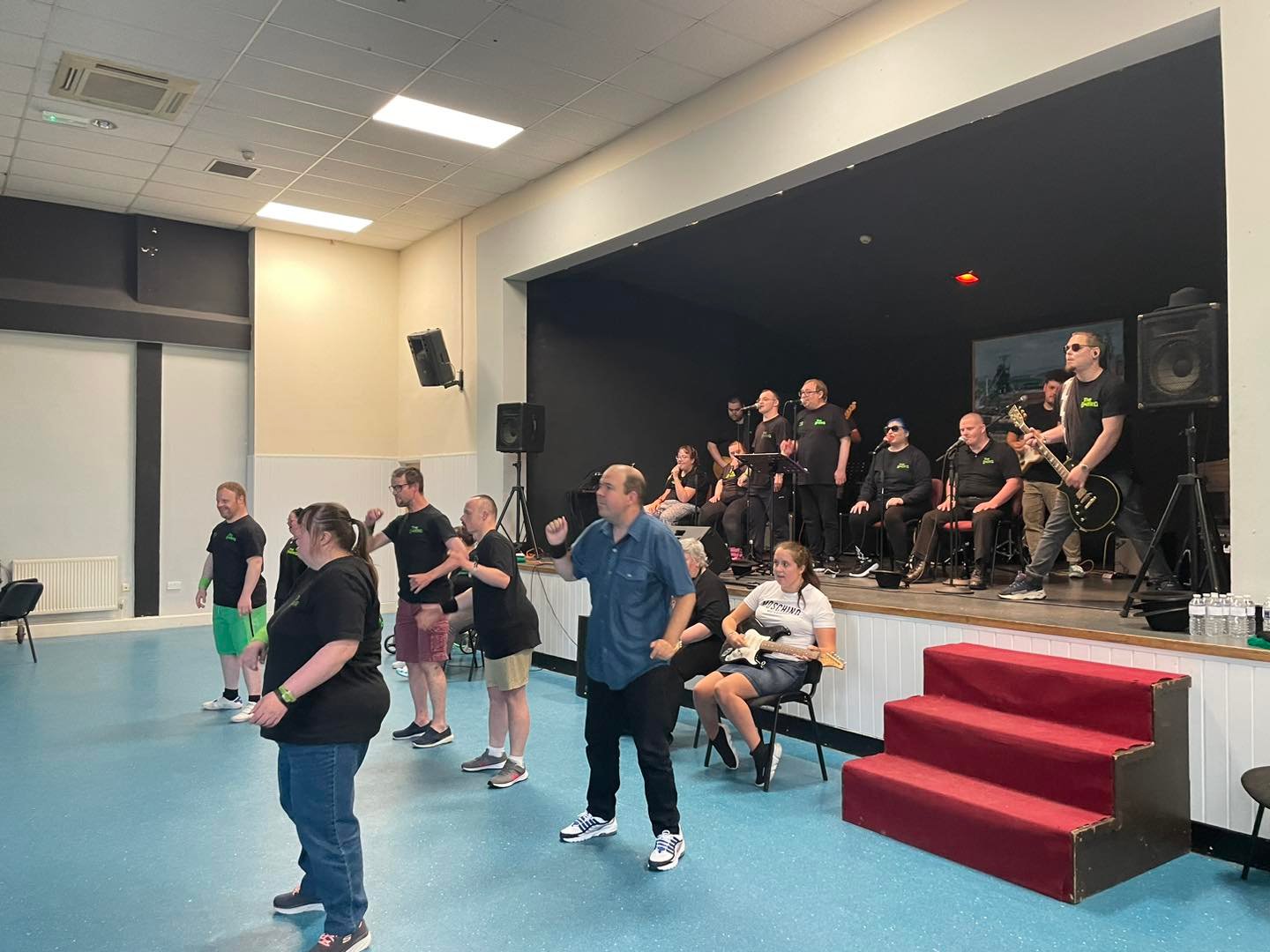 And Silverwood rocked last night – Social Eyes Rotherham